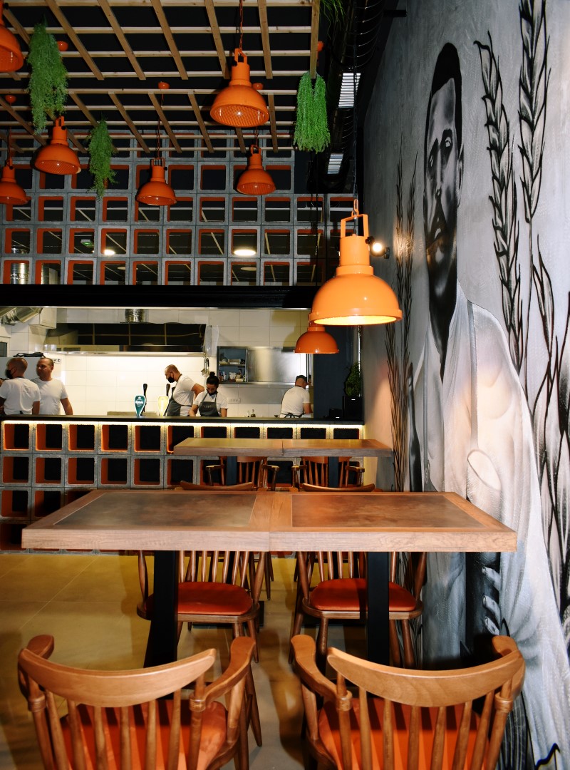 Chef Ante Ojdanić otvorio “Street food 21210” - Magazin za turizam i ...